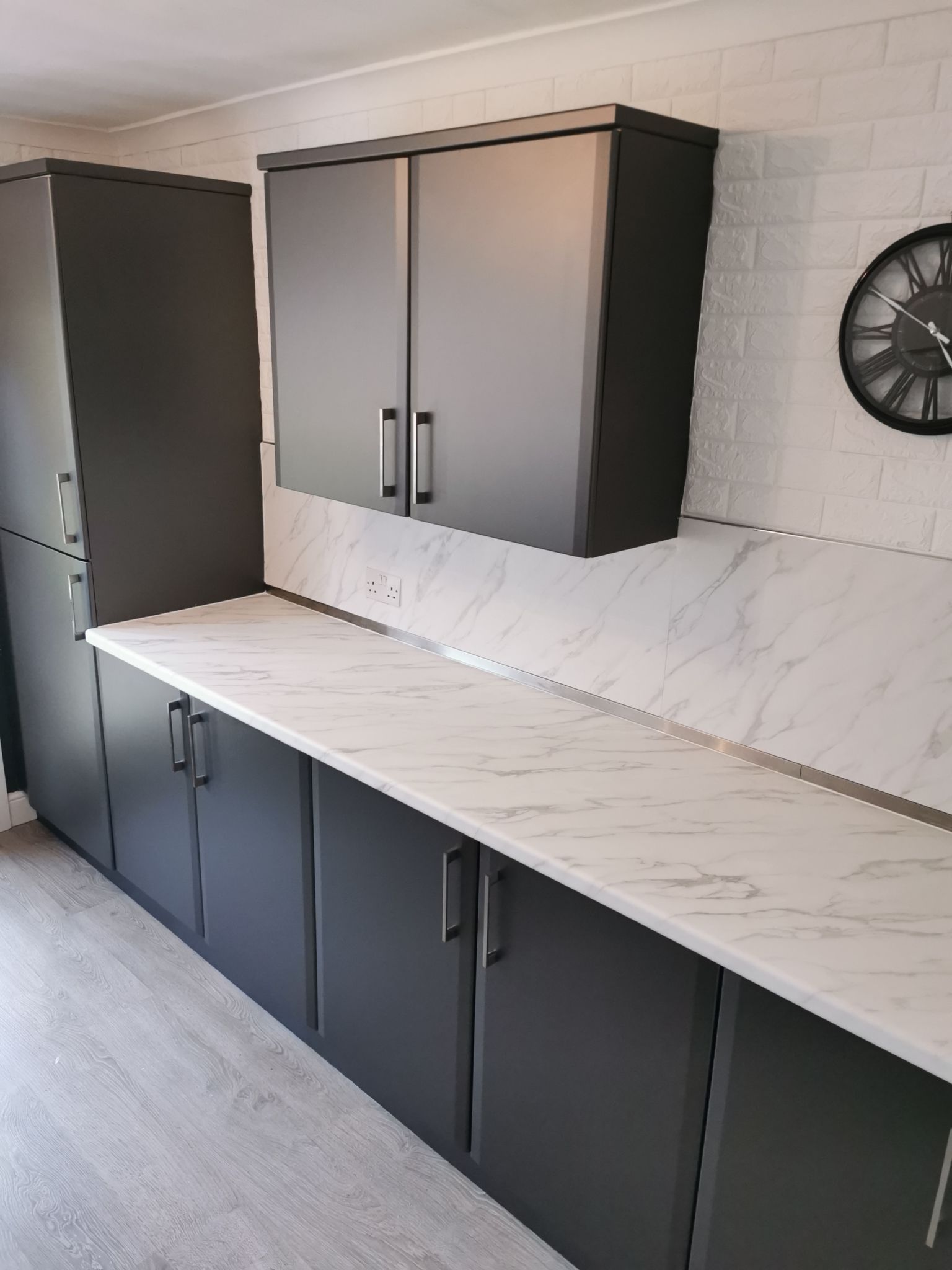 Kitchen Wraps By Modernds - Scotland's number 1 Kitchen Wrapping Company